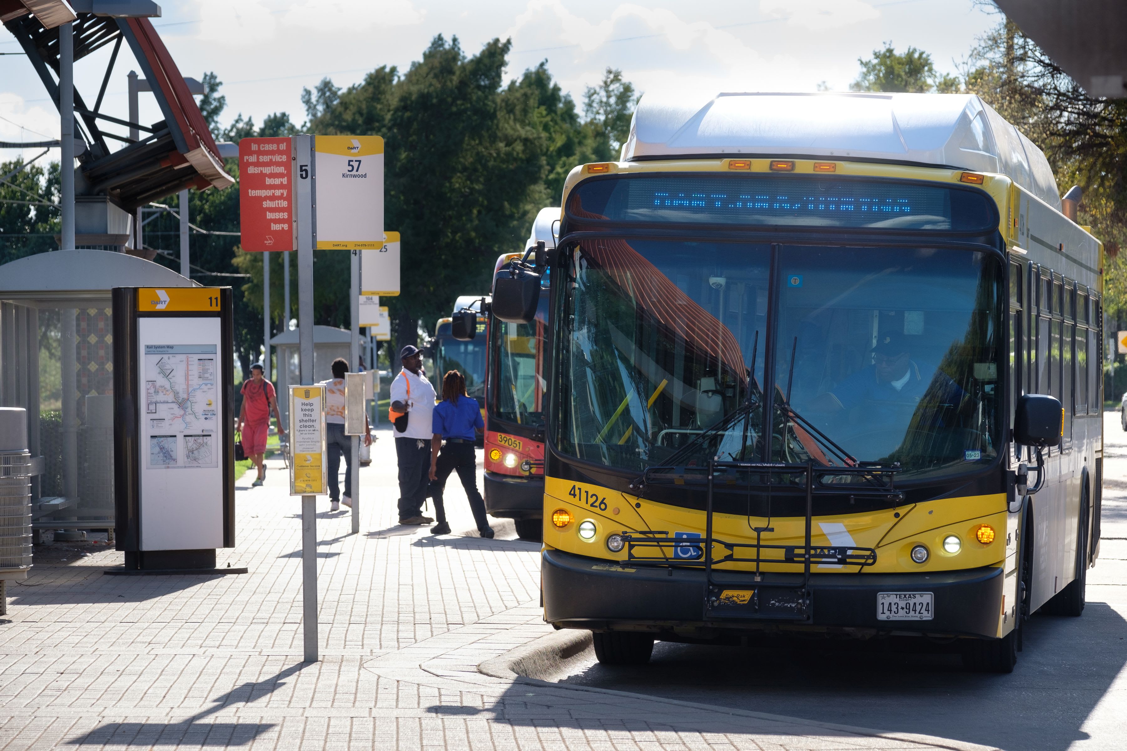 Dallas Adding 476 GILLIG Compressed Natural Gas Buses | Metro
