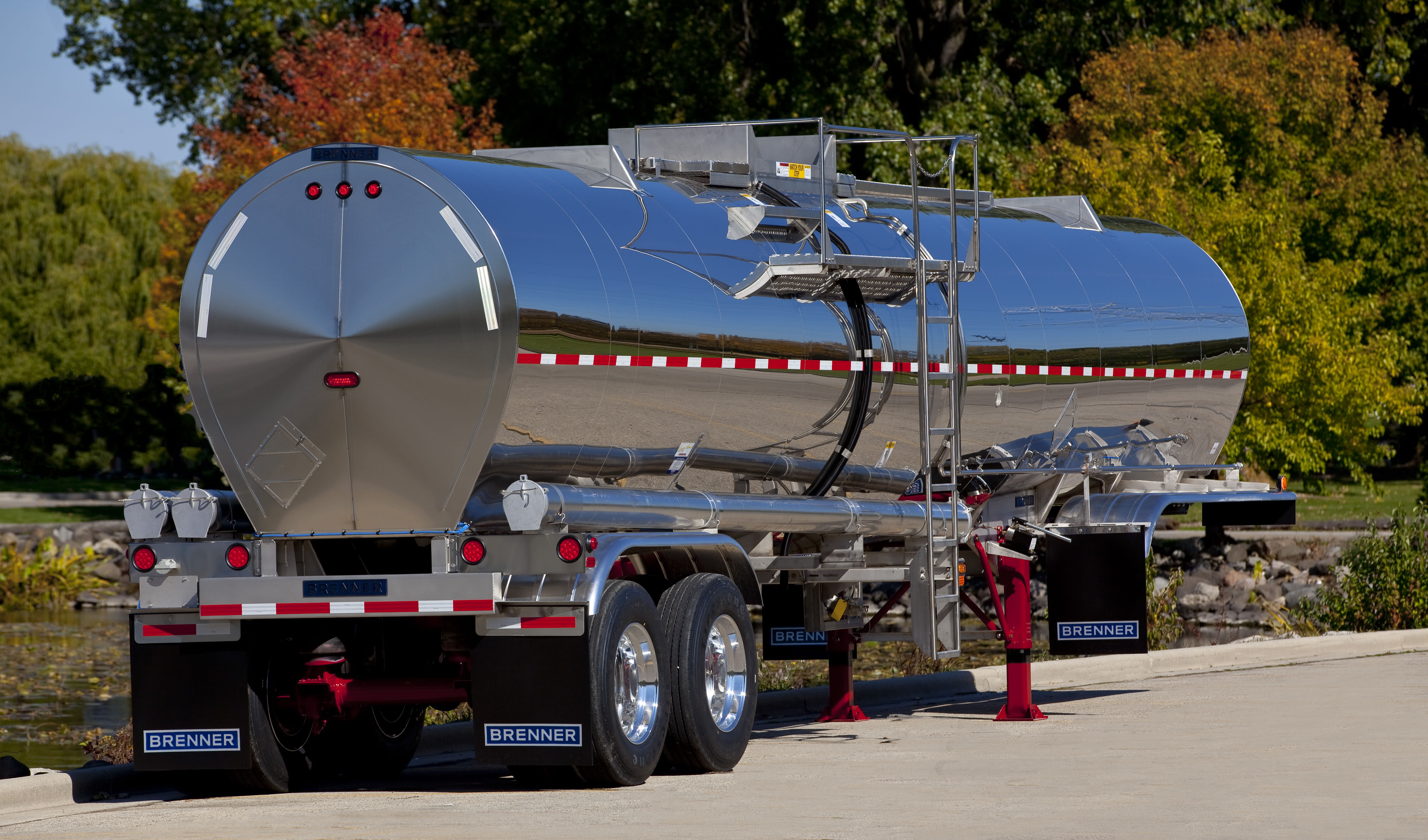 4 Trends in Liquid Tank Trailers | Heavy Duty Trucking