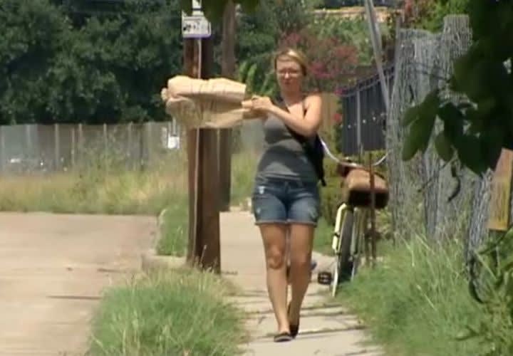 Texas Woman's 'Speed Trap' Sign | Police Magazine