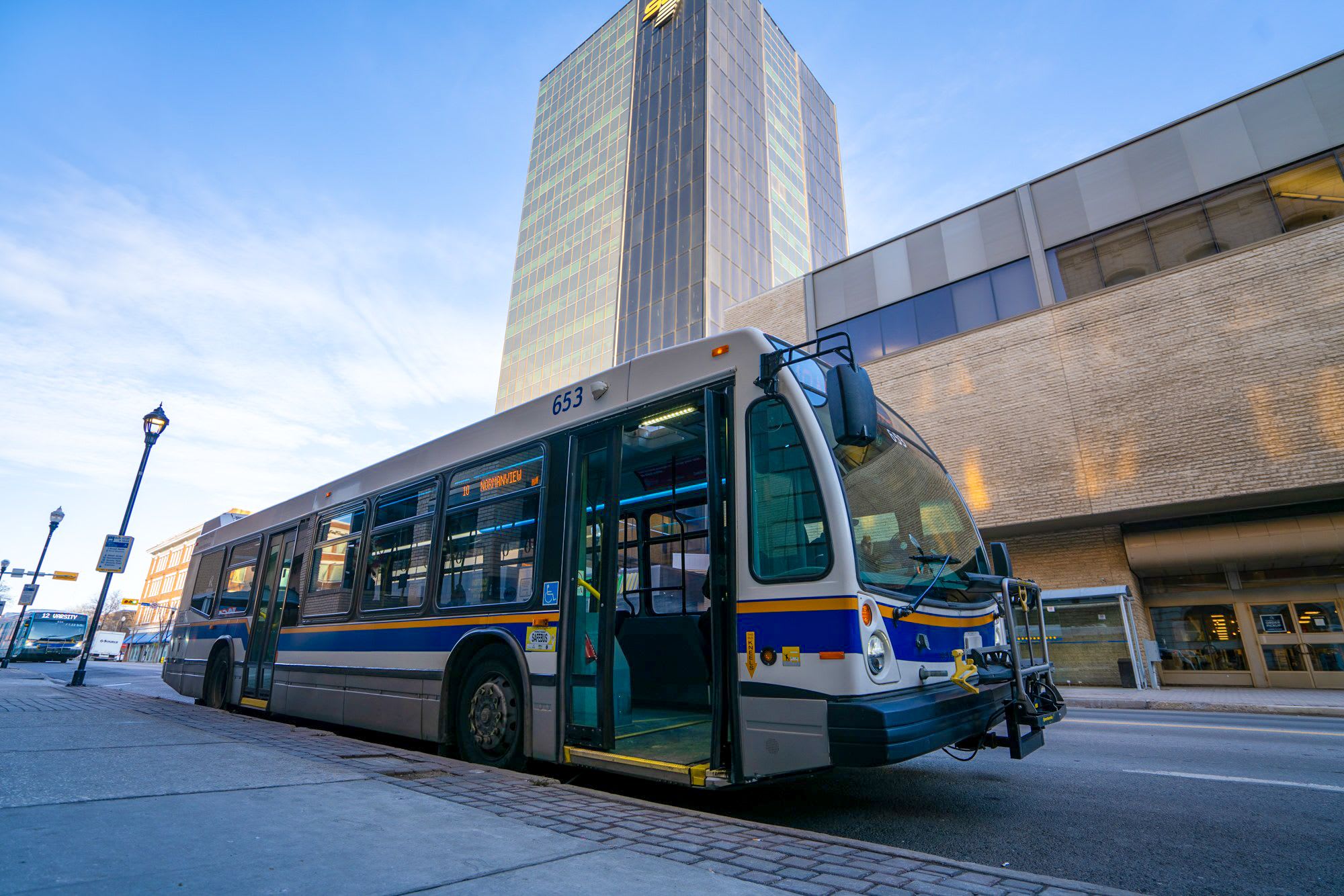 Canada's Regina Transit Taps Cubic's Umo for Fare Collection | Metro