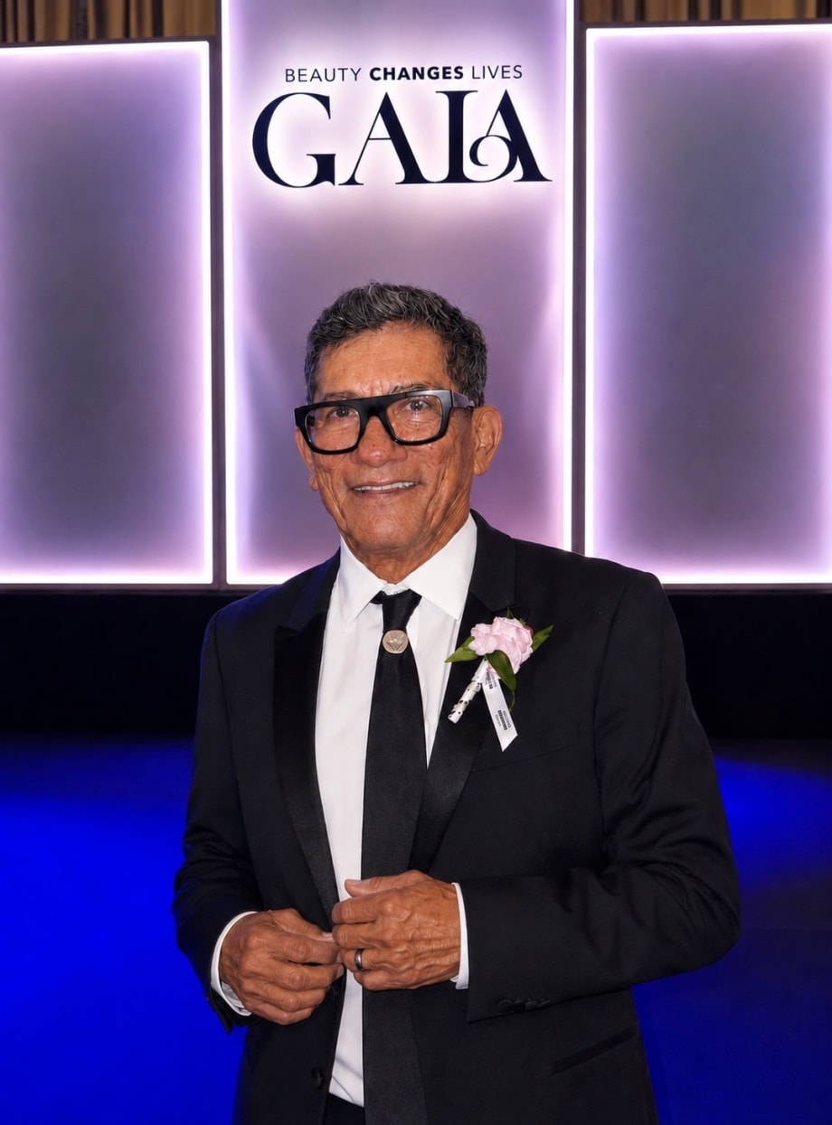 Sam Villa Receives the Beauty Changes Lives Legacy Award | Modern Salon