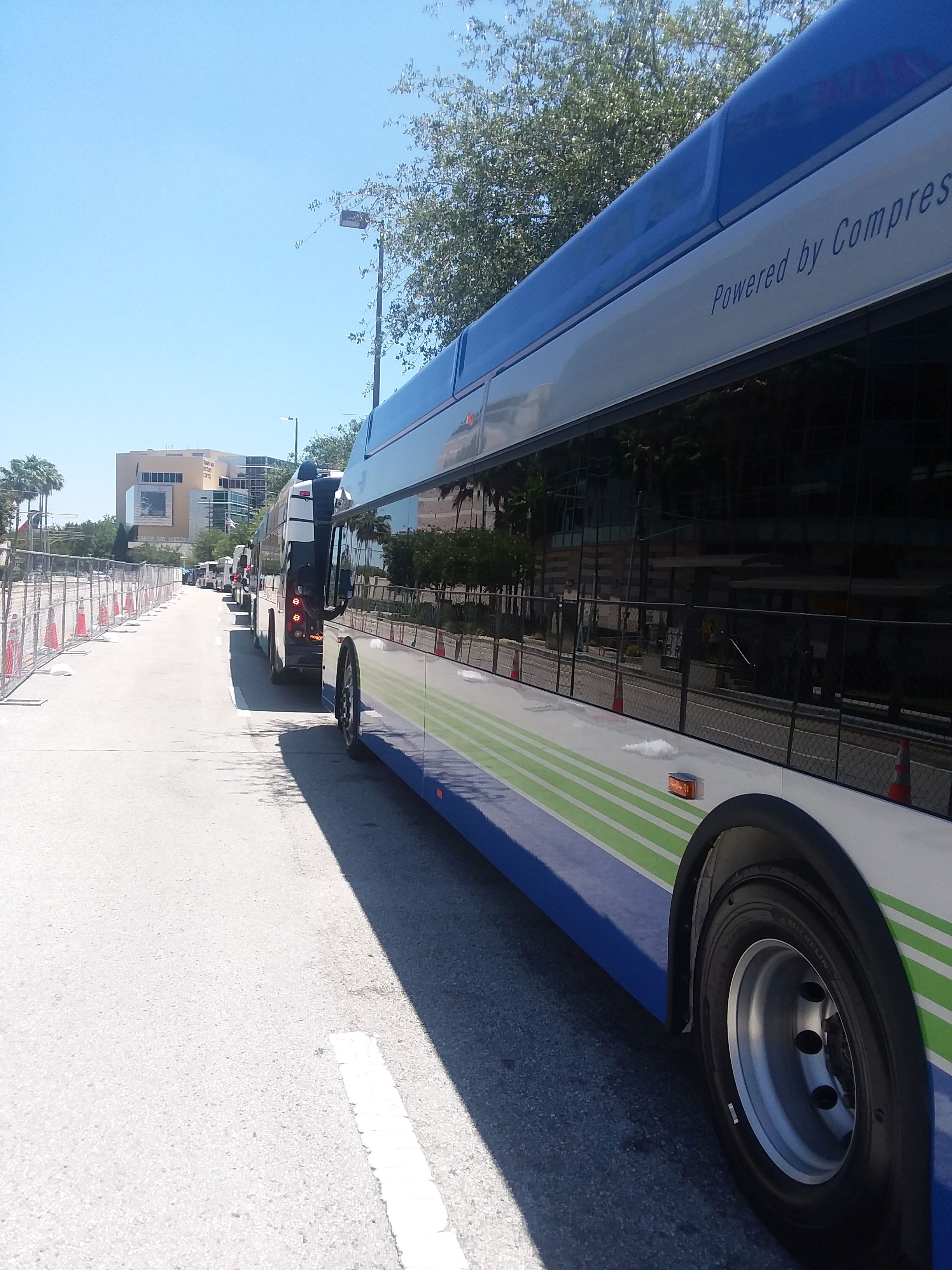 2018 APTA Bus & Paratransit Vehicle Showcase | Metro