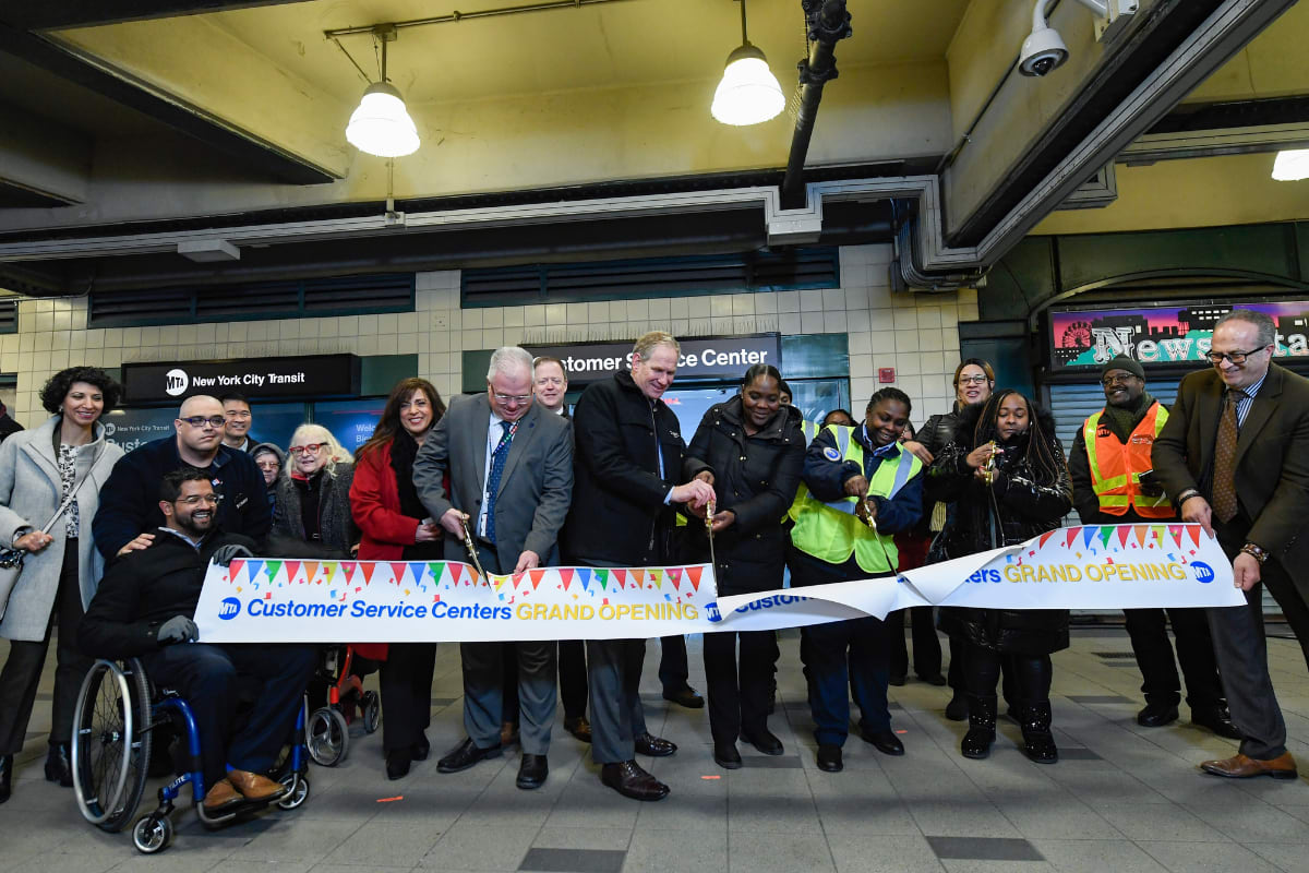 New York MTA Unveils Customer Service Centers | Metro