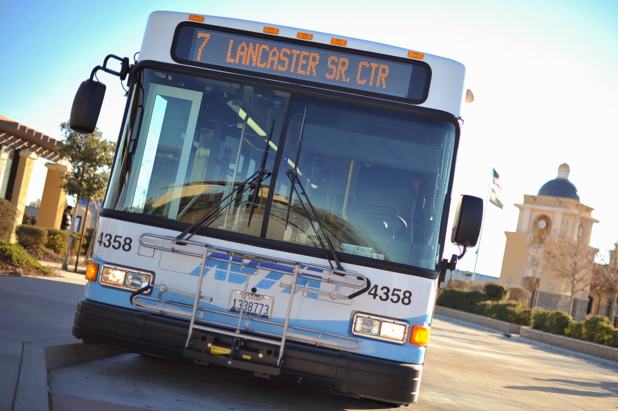 Antelope Valley Transit completes digital sign installation | Metro