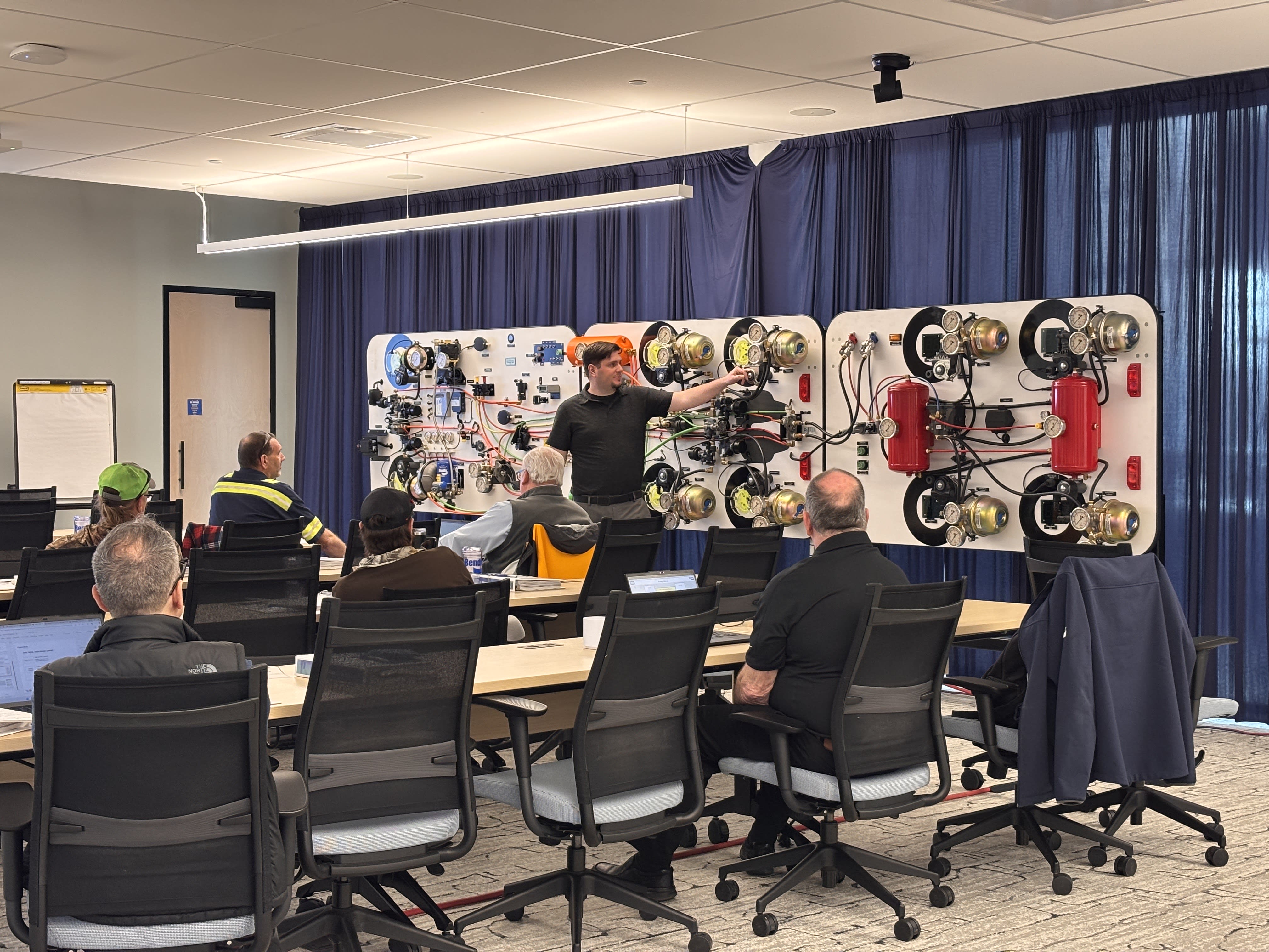 Bendix Expands 2026 Brake School Schedule with More Advanced Tech ...