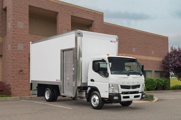 Mitsubishi Fuso Displays Curb-Side Access Delivery Truck | Heavy Duty ...