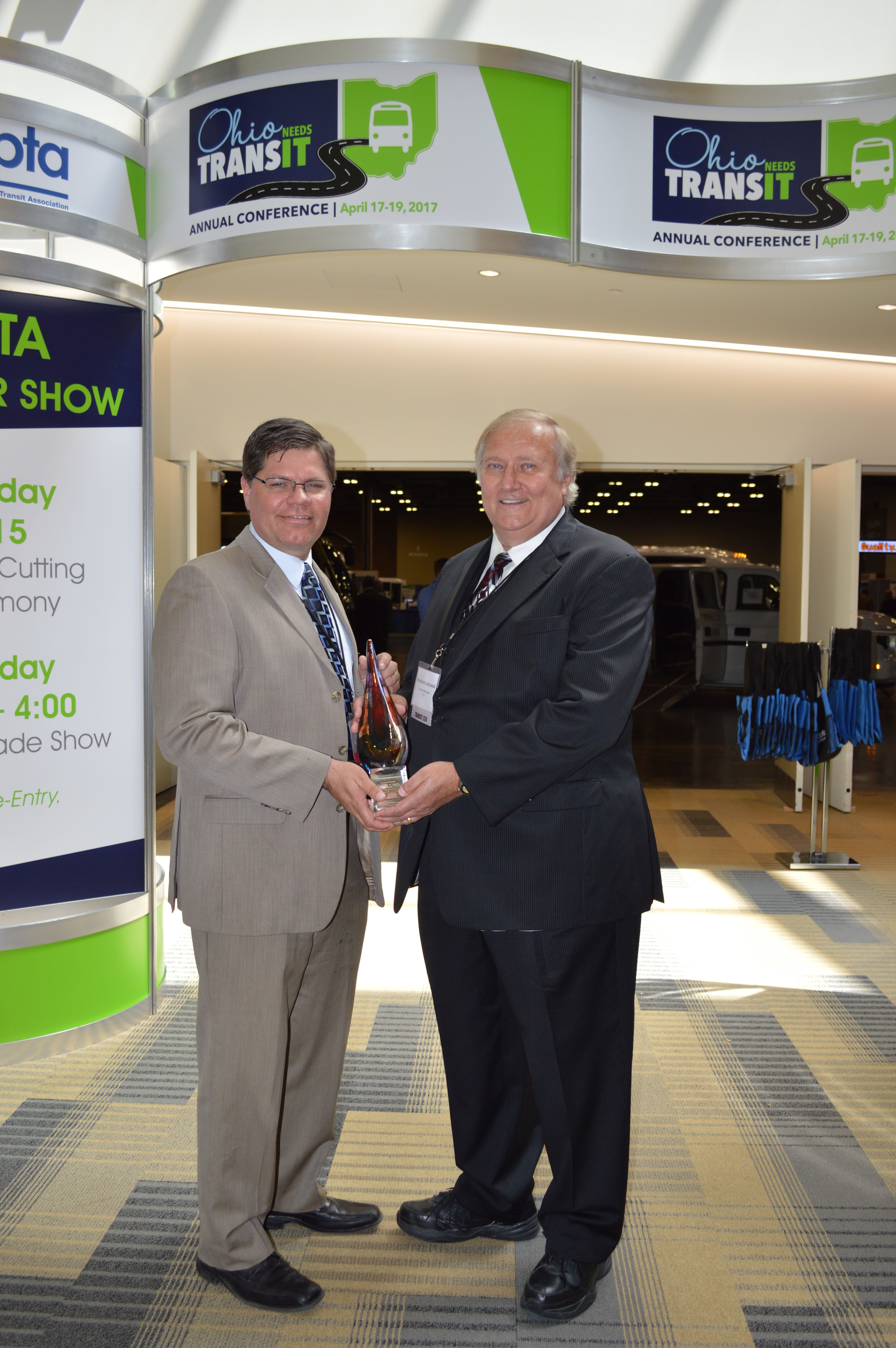 Laketran GM honored by state association for 'Transit Excellence' | Metro