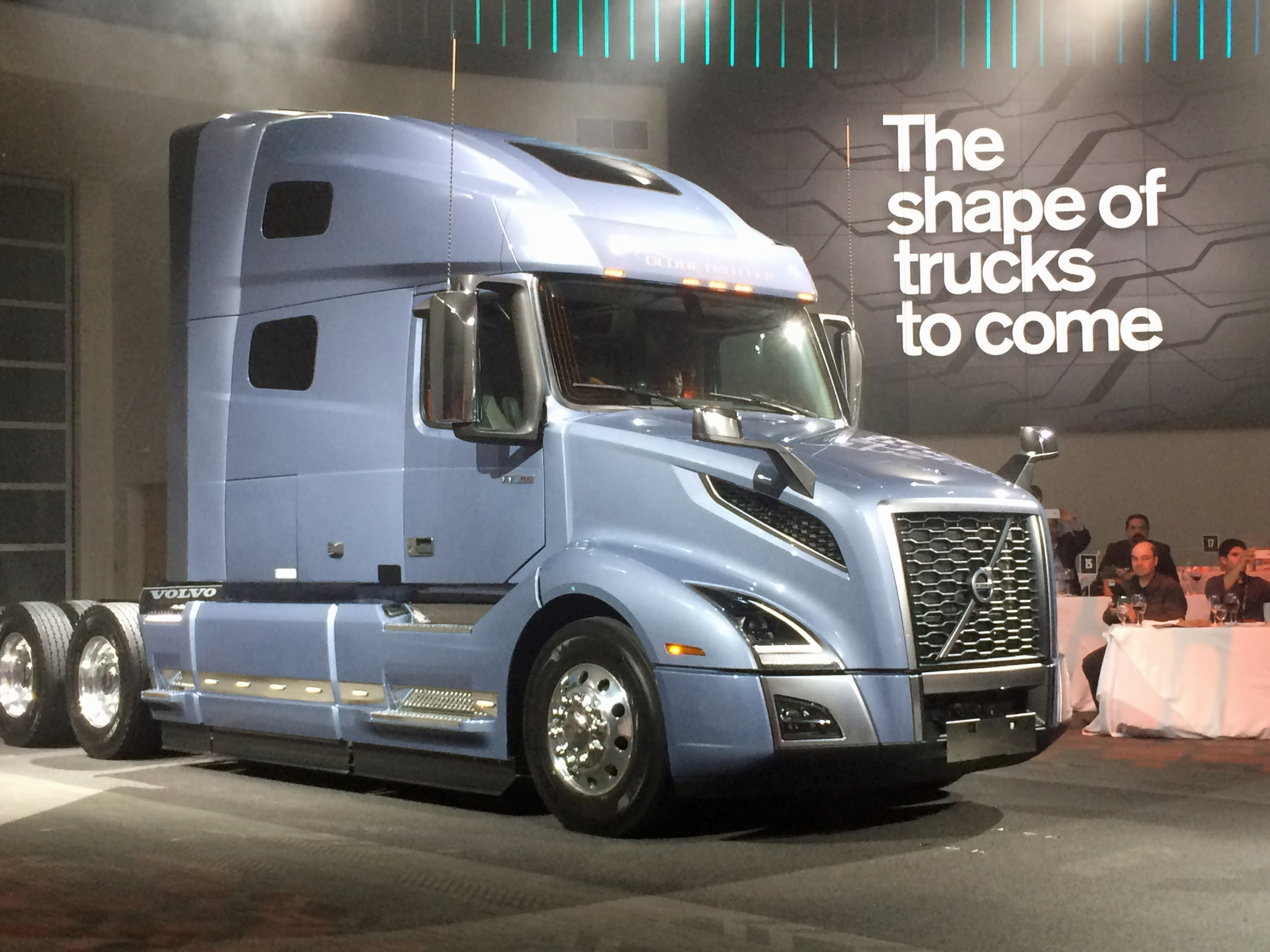 Volvo Unveils Next-Generation VNL Highway Tractor | Heavy Duty Trucking