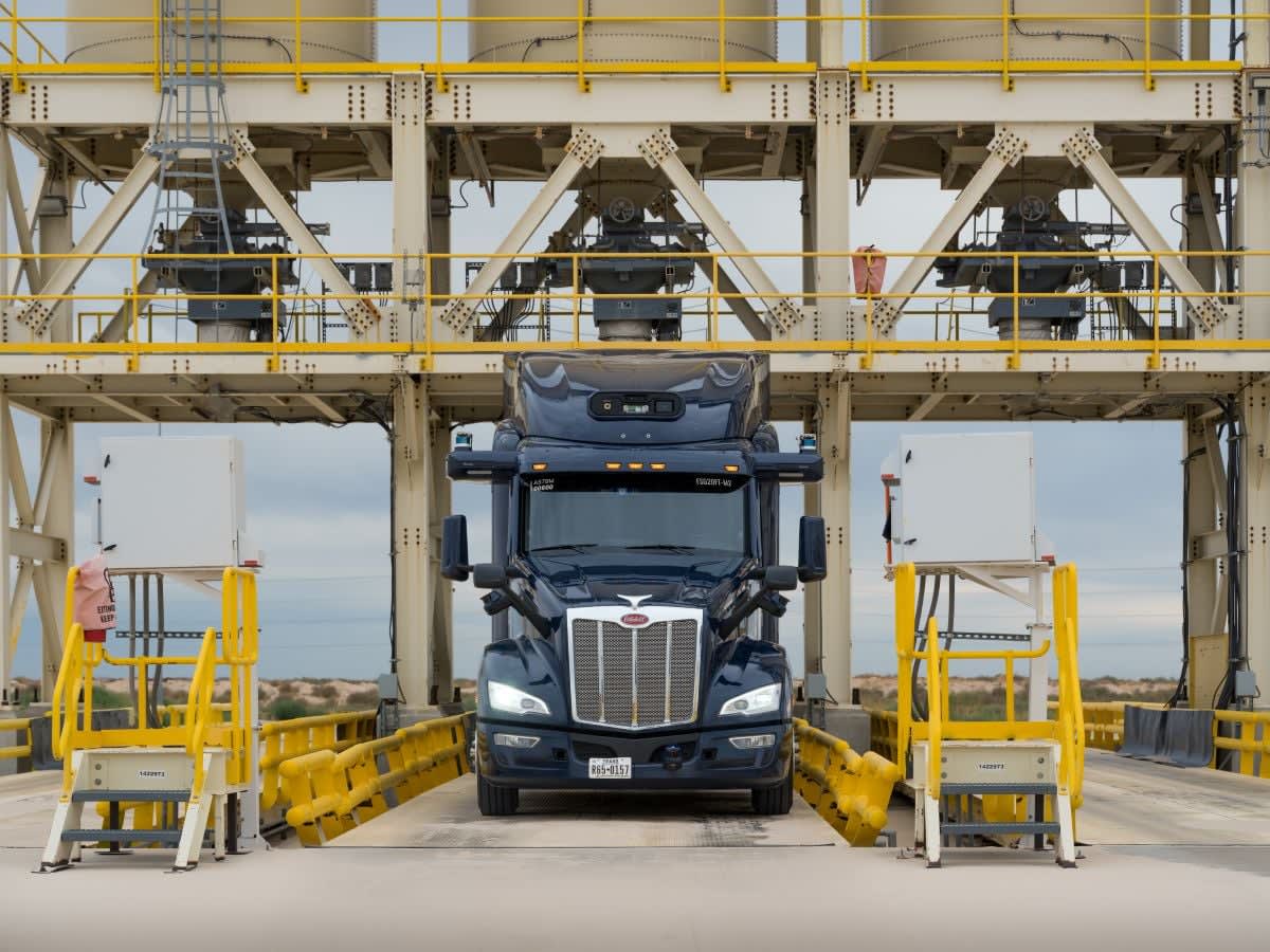 Aurora Expands Autonomous Operations in the Permian Basin | Heavy Duty ...