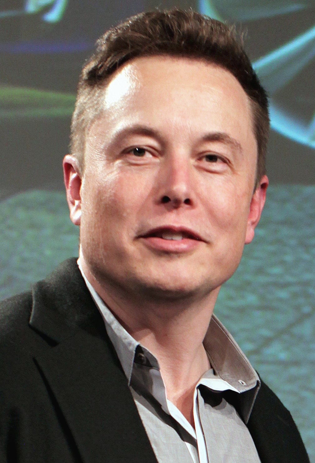 Tesla Closes in on BMW Luxury Sales Title | F&I and Showroom