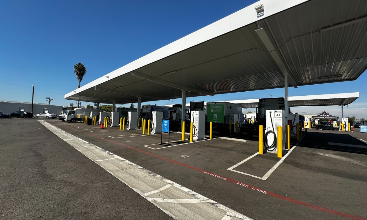 Electric Truck Adoption: New Report Analyzes Market by Fleet Type and ...