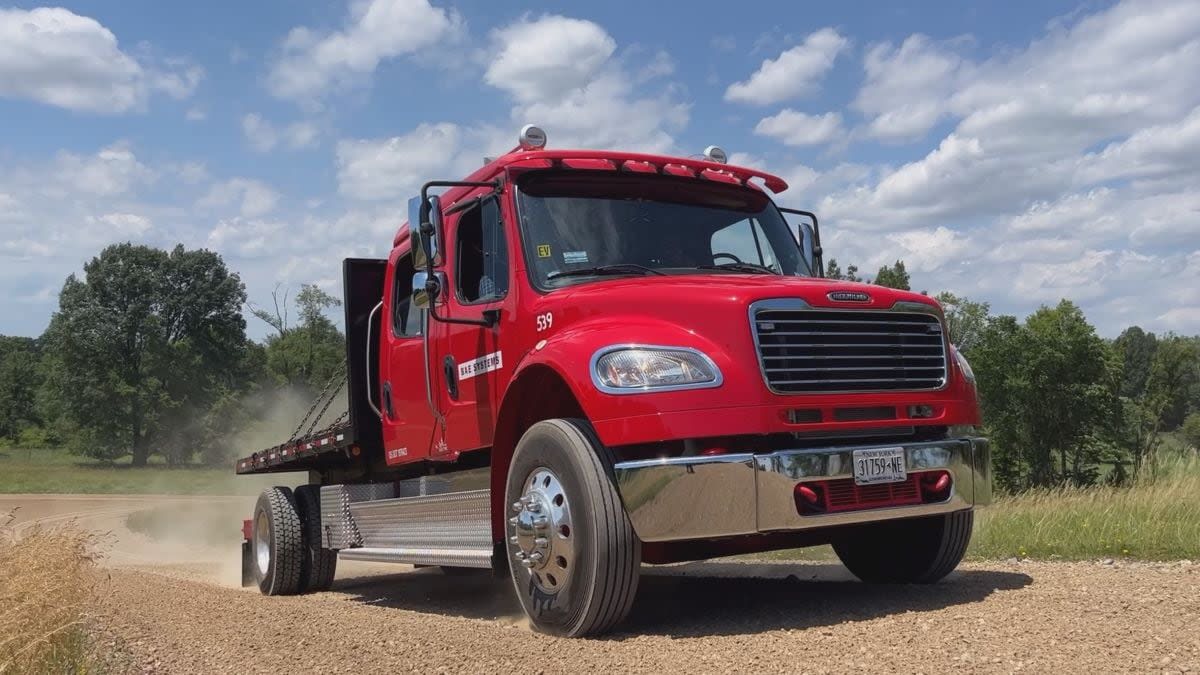 Under the Hood of BAE's Electric Demo Truck | Heavy Duty Trucking