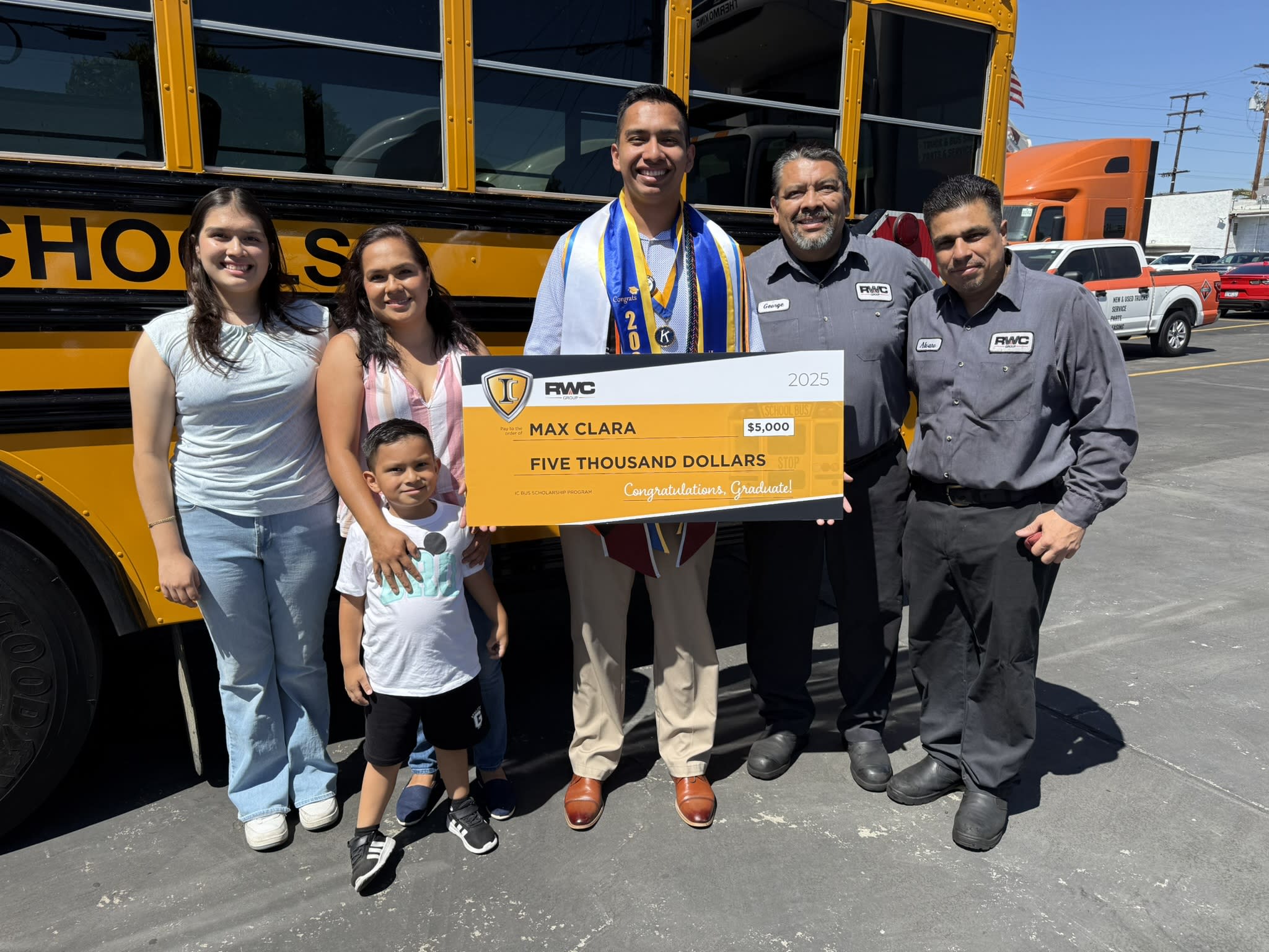 IC Bus Awards 2025-2026 Scholarships | School Bus Fleet