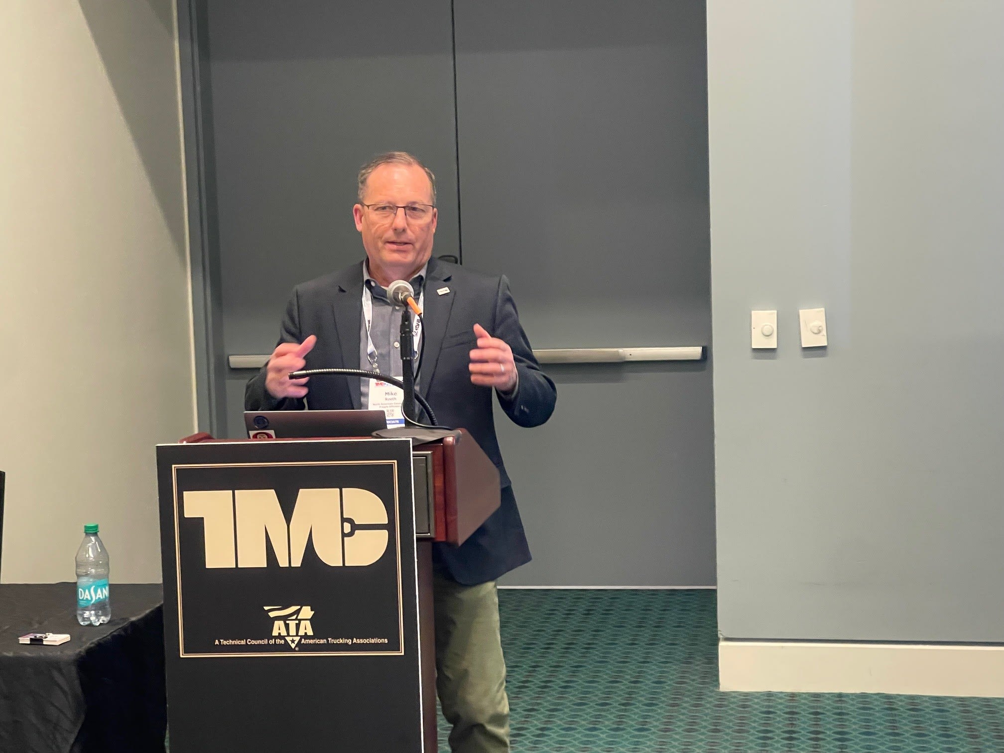NACFE Releases ‘Messy Middle’ White Paper | Heavy Duty Trucking