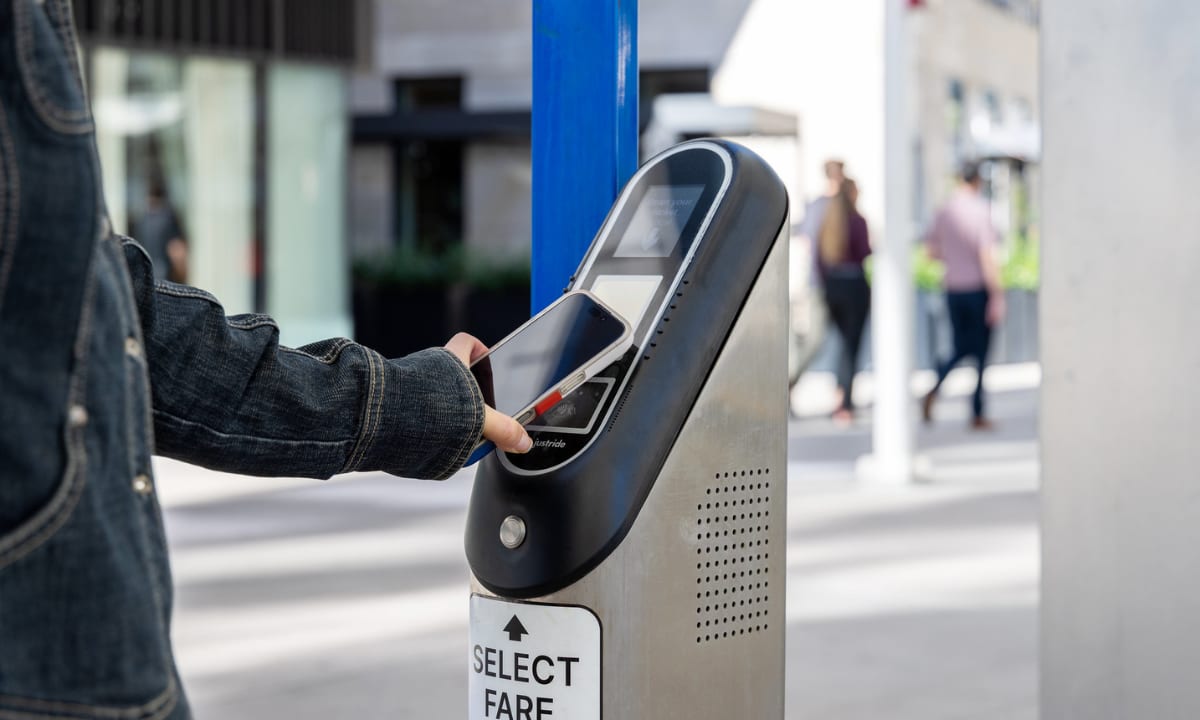 Denver’s RTD introduces Tap-n-Ride Fare Payments | Metro